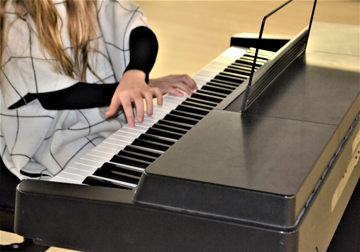 Classical Music Primary Assembly | Gallery | Cambridge International School